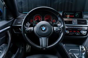 Blue BMW 440 2018 in Vilnius, with an engine capacity of 3.00 L and mileage of 145 thousand km for 26000 €, photo 21 on AUTOMOTO.COM.LV