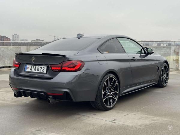 Grey BMW 440 2017 in Vilnius, with an engine capacity of 3.00 L and mileage of 140 thousand km for 22900 €, photo 4 on AUTOMOTO.COM.LV