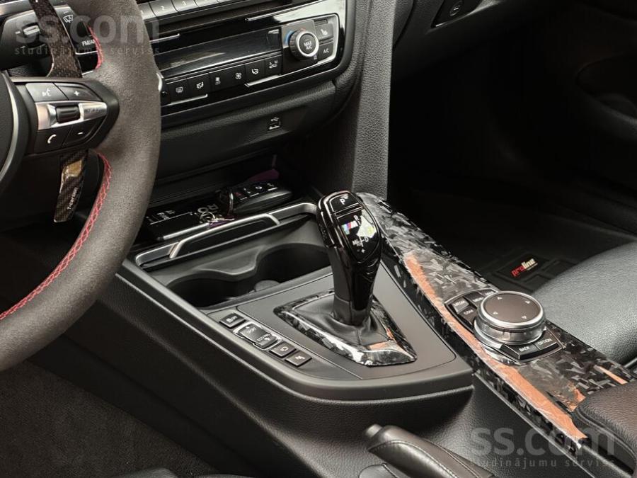 Pelēks BMW 440 2017 Rīga, ar dzinēja tilpumu 3.00 L un nobraukumu 228 tūkst. km par 26350 €, foto 13 vietnē AUTOMOTO.COM.LV