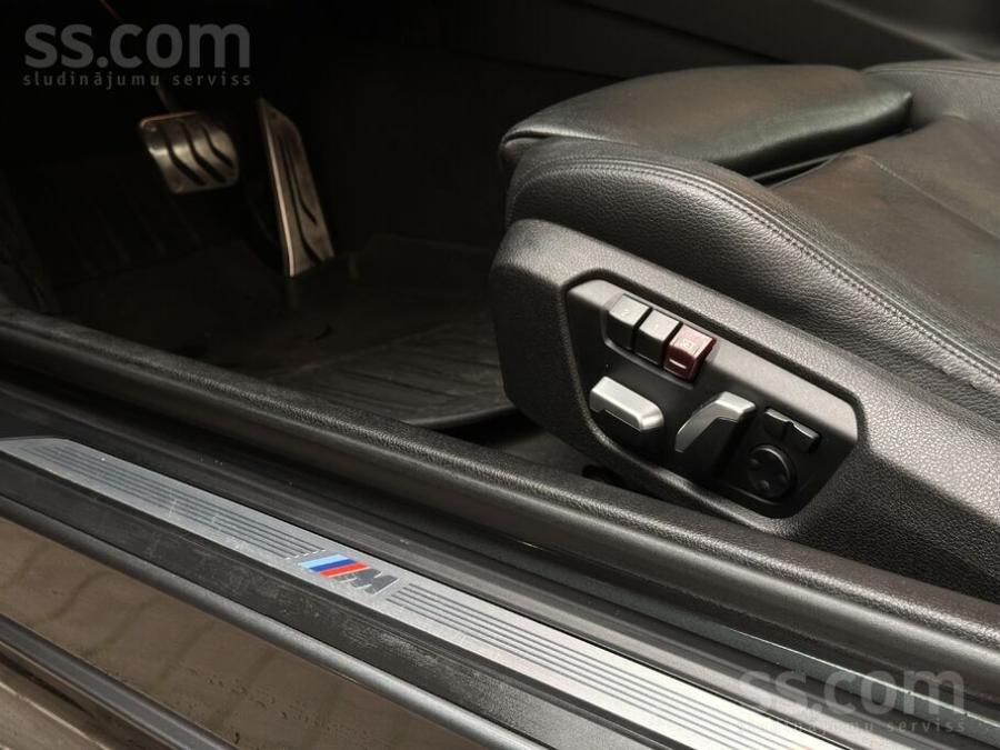 Pelēks BMW 440 2017 Rīga, ar dzinēja tilpumu 3.00 L un nobraukumu 228 tūkst. km par 26350 €, foto 15 vietnē AUTOMOTO.COM.LV