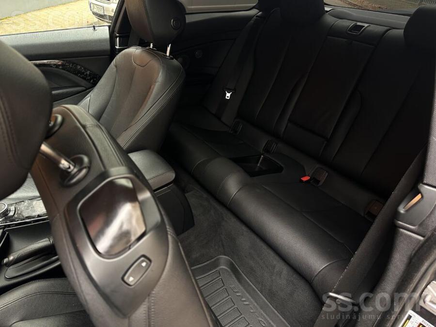 Pelēks BMW 440 2017 Rīga, ar dzinēja tilpumu 3.00 L un nobraukumu 228 tūkst. km par 26350 €, foto 24 vietnē AUTOMOTO.COM.LV