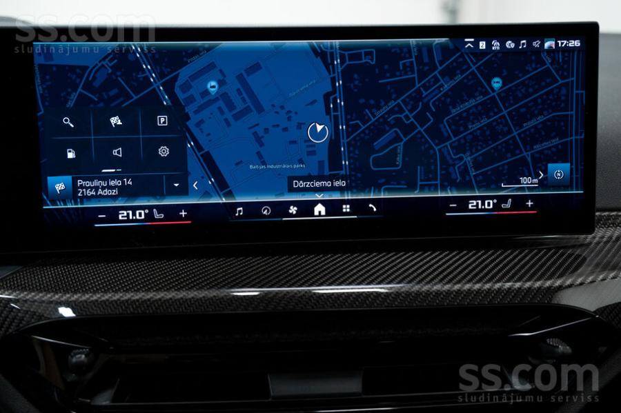 Pelēks BMW 440 2025 Rīga, ar dzinēja tilpumu 3.00 L un nobraukumu 39 tūkst. km par 56000 €, foto 24 vietnē AUTOMOTO.COM.LV