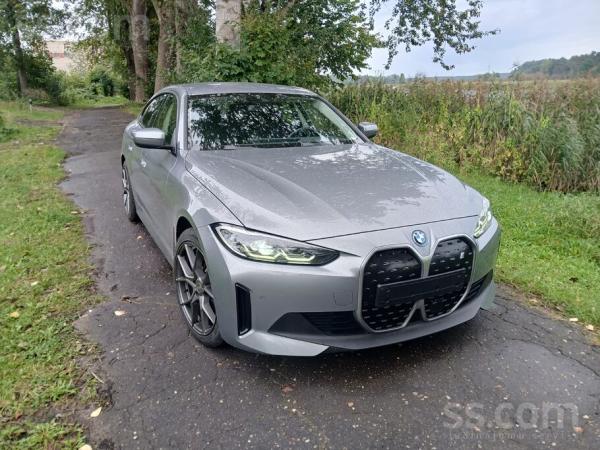 Grey BMW 440 2022 in Jurmala, with an engine capacity of 3.00 L and mileage of 153 thousand km for 31000 €, photo 3 on AUTOMOTO.COM.LV