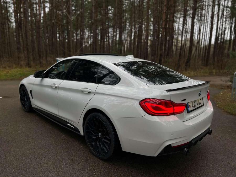 Balts BMW 440 2018 Viļņa, ar dzinēja tilpumu 3.00 L un nobraukumu 88 tūkst. km par 26290 €, foto 5 vietnē AUTOMOTO.COM.LV