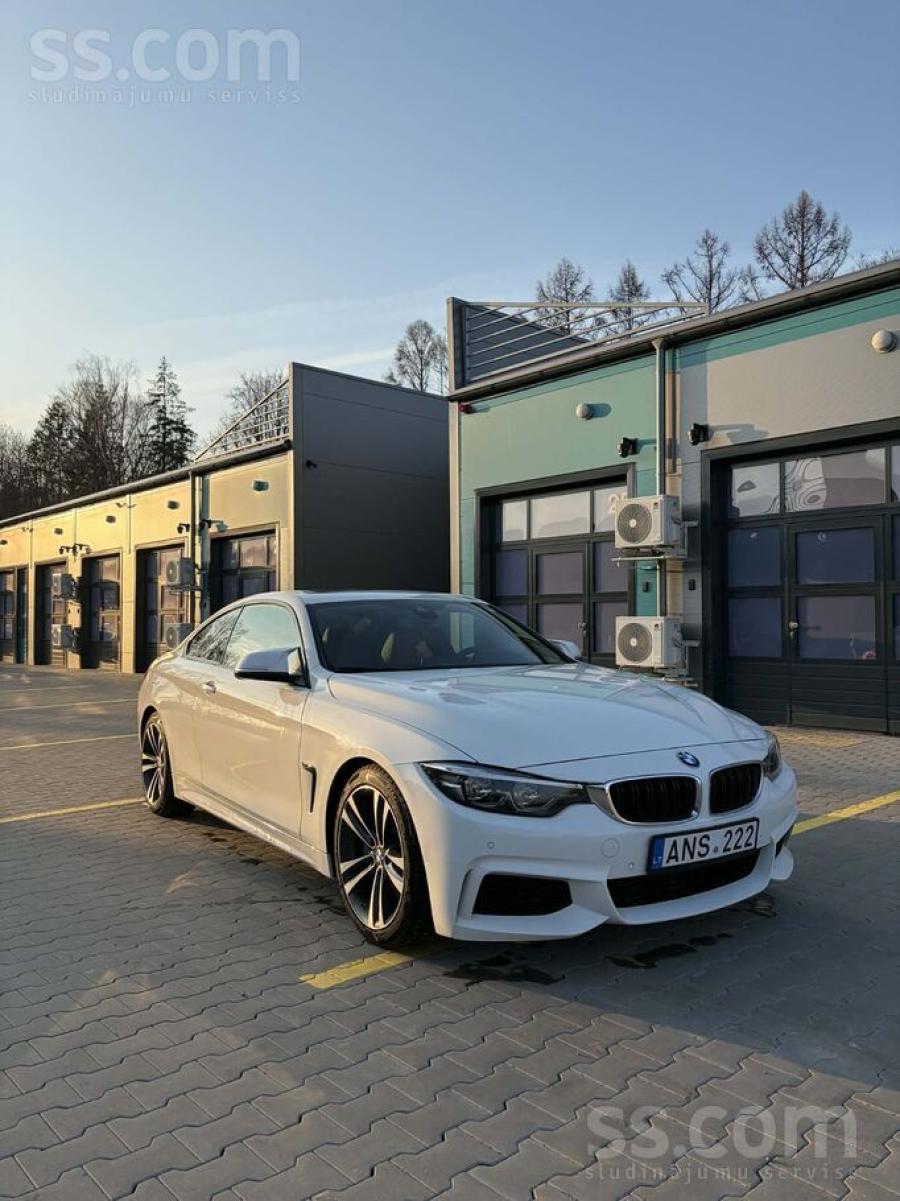 White BMW 440 2020 in Vilnius, with an engine capacity of 3.00 L and mileage of 100 thousand km for 27500 €, photo 1 on AUTOMOTO.COM.LV