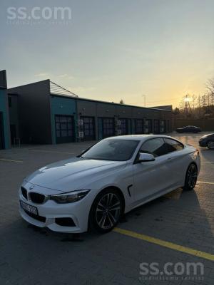 White BMW 440 2020 in Vilnius, with an engine capacity of 3.00 L and mileage of 100 thousand km for 27500 €, photo 3 on AUTOMOTO.COM.LV