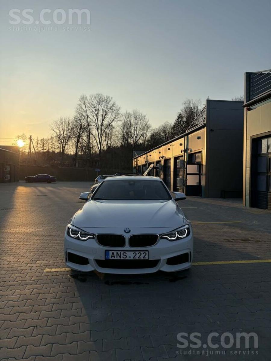 White BMW 440 2020 in Vilnius, with an engine capacity of 3.00 L and mileage of 100 thousand km for 27500 €, photo 4 on AUTOMOTO.COM.LV