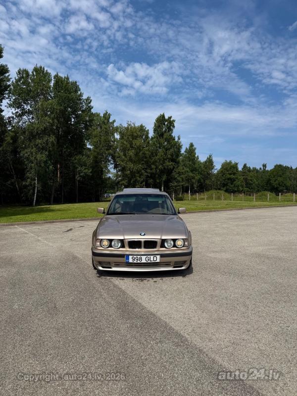 Smilšu krāsa BMW 5 Series 1994 Tallina, ar dzinēja tilpumu 2.50 L un nobraukumu 305 tūkst. km par 6500 €, foto 1 vietnē AUTOMOTO.COM.LV