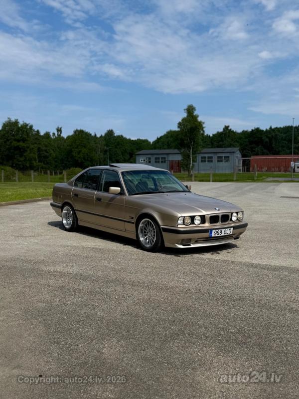 Smilšu krāsa BMW 5 Series 1994 Tallina, ar dzinēja tilpumu 2.50 L un nobraukumu 305 tūkst. km par 6500 €, foto 2 vietnē AUTOMOTO.COM.LV