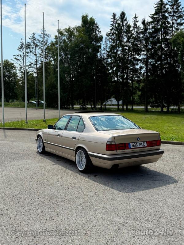 Smilšu krāsa BMW 5 Series 1994 Tallina, ar dzinēja tilpumu 2.50 L un nobraukumu 305 tūkst. km par 6500 €, foto 4 vietnē AUTOMOTO.COM.LV