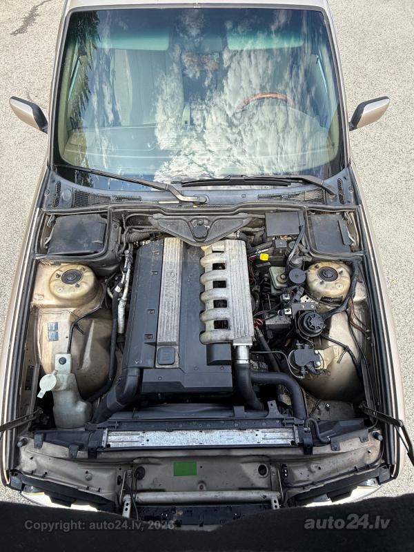 Smilšu krāsa BMW 5 Series 1994 Tallina, ar dzinēja tilpumu 2.50 L un nobraukumu 305 tūkst. km par 6500 €, foto 7 vietnē AUTOMOTO.COM.LV