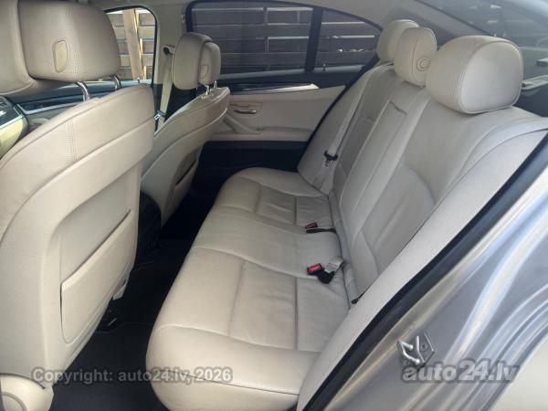 Smilšu krāsa BMW 5 Series 2012 Tallina, ar dzinēja tilpumu 2.00 L un nobraukumu 322 tūkst. km par 8500 €, foto 7 vietnē AUTOMOTO.COM.LV