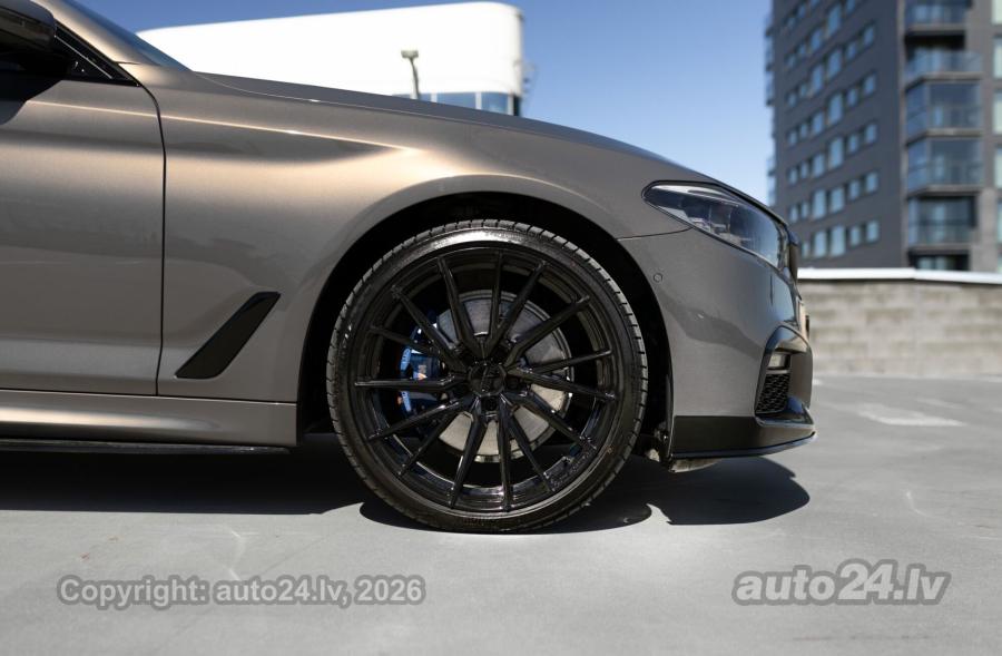 Beige BMW 5 Series 2019 in Tallinn, with an engine capacity of 2.00 L and mileage of 66 thousand km for 38000 €, photo 6 on AUTOMOTO.COM.LV