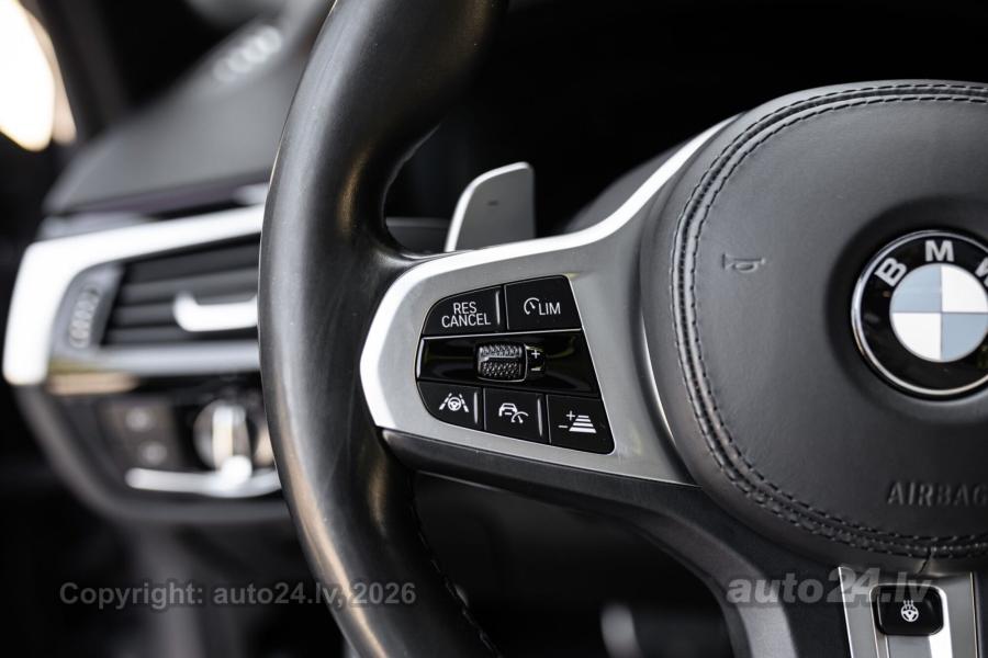 Beige BMW 5 Series 2019 in Tallinn, with an engine capacity of 2.00 L and mileage of 66 thousand km for 38000 €, photo 16 on AUTOMOTO.COM.LV