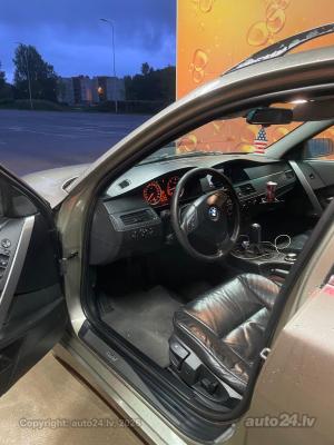 Smilšu krāsa BMW 5 Series 2005 Veru, ar dzinēja tilpumu 3.00 L un nobraukumu 429 tūkst. km par 3850 €, foto 10 vietnē AUTOMOTO.COM.LV