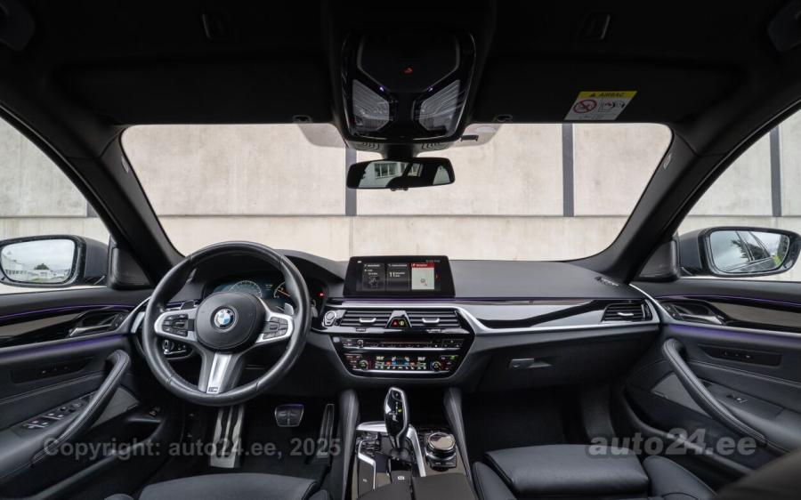 Smilšu krāsa BMW 5 Series 2019 Tartu, ar dzinēja tilpumu 3.00 L un nobraukumu 178 tūkst. km par 26300 €, foto 20 vietnē AUTOMOTO.COM.LV