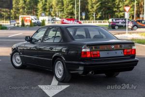 Black BMW 5 Series 1994 in Tallinn, with an engine capacity of 0.00 L and mileage of 157 thousand km for 9500 €, photo 14 on AUTOMOTO.COM.LV