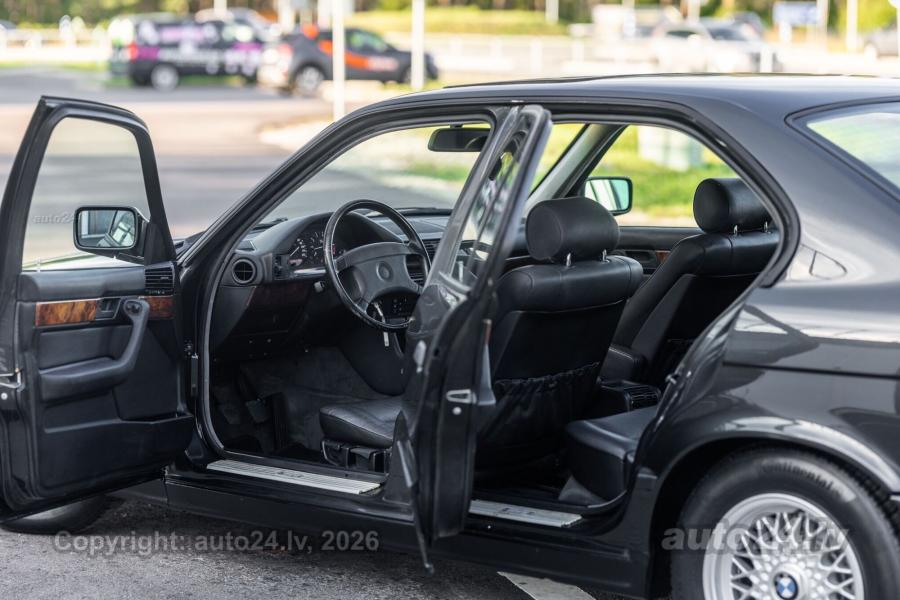 Black BMW 5 Series 1994 in Tallinn, with an engine capacity of 0.00 L and mileage of 157 thousand km for 9500 €, photo 15 on AUTOMOTO.COM.LV