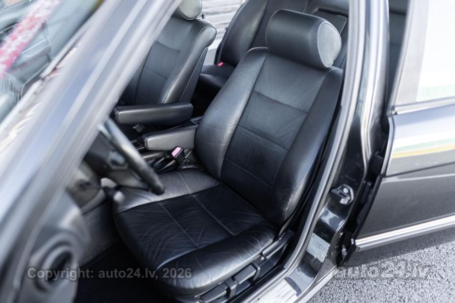 Black BMW 5 Series 1994 in Tallinn, with an engine capacity of 0.00 L and mileage of 157 thousand km for 9500 €, photo 20 on AUTOMOTO.COM.LV