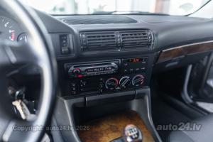 Black BMW 5 Series 1994 in Tallinn, with an engine capacity of 0.00 L and mileage of 157 thousand km for 9500 €, photo 23 on AUTOMOTO.COM.LV