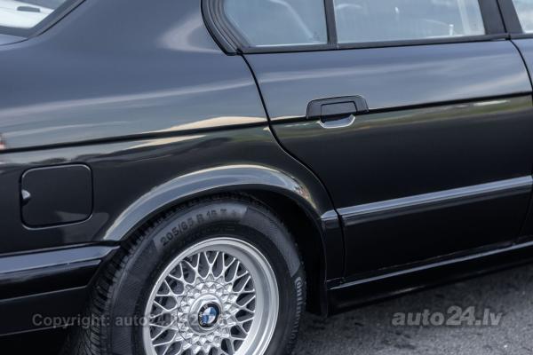 BMW 5 Series 1994 in Tallinn on AUTOMOTO.COM.LV Black BMW 5 Series 1994 in Tallinn, with an engine capacity of 0.00 L and mileage of 157 thousand km for 9500 €, photo 9 on AUTOMOTO.COM.LV