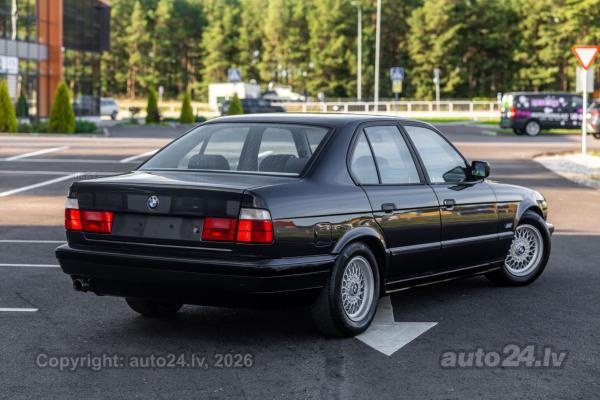 BMW 5 Series 1994 in Tallinn on AUTOMOTO.COM.LV Black BMW 5 Series 1994 in Tallinn, with an engine capacity of 0.00 L and mileage of 157 thousand km for 9500 €, photo 10 on AUTOMOTO.COM.LV