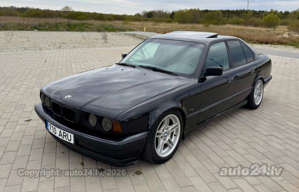 Melns BMW 5 Series 1995 Tallina, ar dzinēja tilpumu 3.00 L un nobraukumu 361 tūkst. km par 7800 €, foto 3 vietnē AUTOMOTO.COM.LV