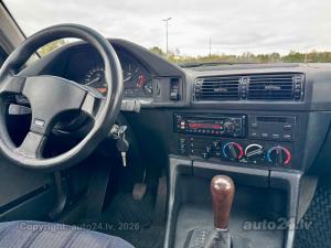 Melns BMW 5 Series 1995 Tallina, ar dzinēja tilpumu 3.00 L un nobraukumu 361 tūkst. km par 7800 €, foto 12 vietnē AUTOMOTO.COM.LV