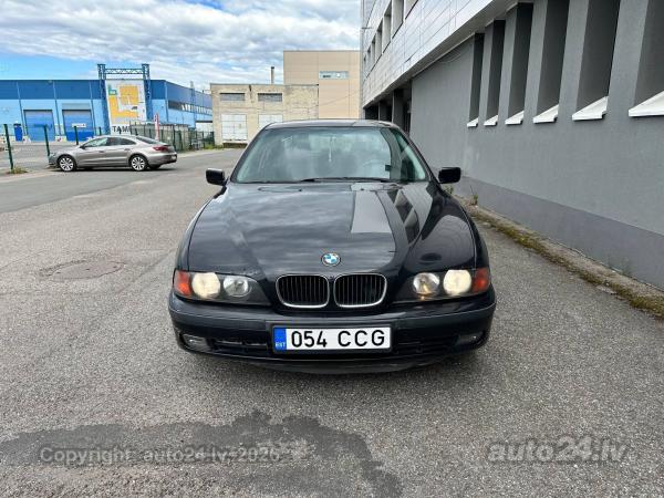 Черный БМВ 5 Серия 1996 в Таллин, объемом двигателя 2.00 л и пробегом 352 тыс. км за 799 €, фото 2 на AUTOMOTO.COM.LV
