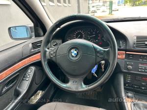 Black BMW 5 Series 1996 in Tallinn, with an engine capacity of 2.00 L and mileage of 352 thousand km for 799 €, photo 12 on AUTOMOTO.COM.LV