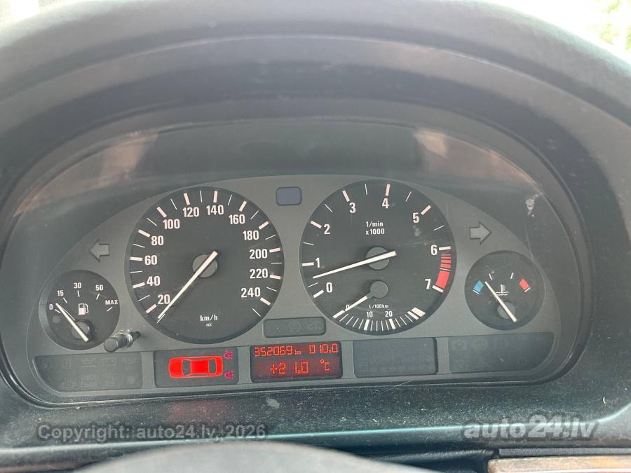 Black BMW 5 Series 1996 in Tallinn, with an engine capacity of 2.00 L and mileage of 352 thousand km for 799 €, photo 13 on AUTOMOTO.COM.LV