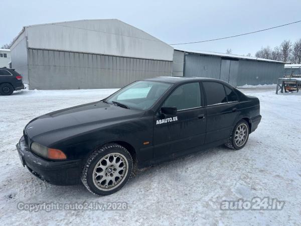 Melns BMW 5 Series 1997 Tallina, ar dzinēja tilpumu 2.50 L un nobraukumu 260 tūkst. km par 1300 €, foto 1 vietnē AUTOMOTO.COM.LV