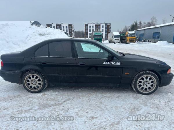 Melns BMW 5 Series 1997 Tallina, ar dzinēja tilpumu 2.50 L un nobraukumu 260 tūkst. km par 1300 €, foto 6 vietnē AUTOMOTO.COM.LV