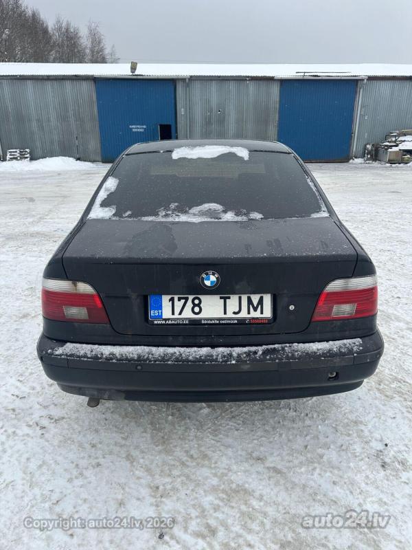 Melns BMW 5 Series 1997 Tallina, ar dzinēja tilpumu 2.50 L un nobraukumu 260 tūkst. km par 1300 €, foto 8 vietnē AUTOMOTO.COM.LV