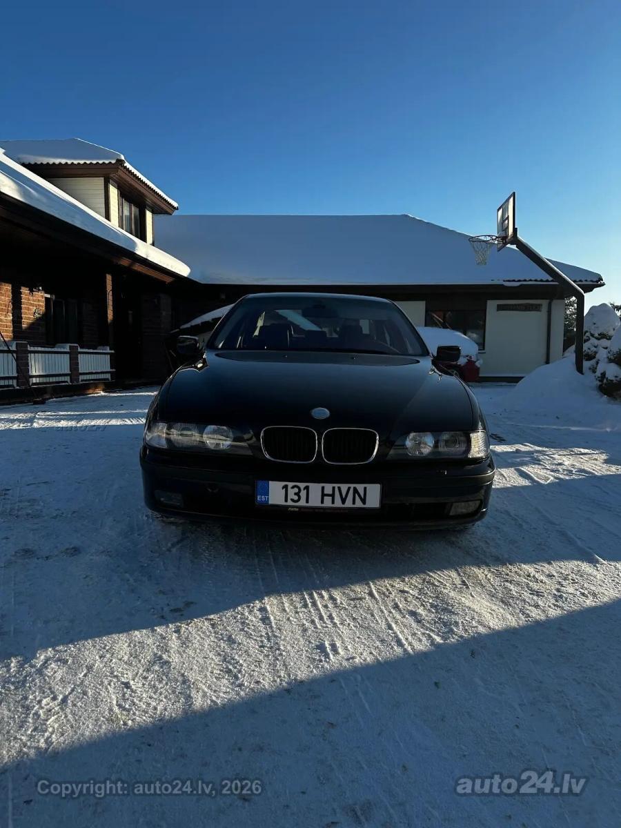 Black BMW 5 Series 1998 in Tallinn, with an engine capacity of 2.50 L and mileage of 191 thousand km for 4500 €, photo 2 on AUTOMOTO.COM.LV