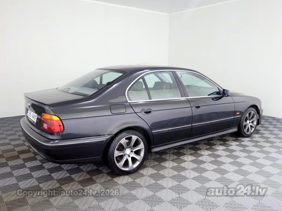 Черный БМВ 5 Серия 1998 в Таллин, объемом двигателя 2.50 л и пробегом 496 тыс. км за 1199 €, фото 4 на AUTOMOTO.COM.LV