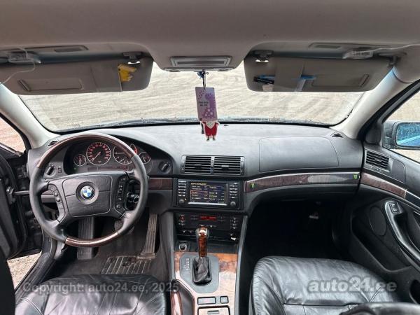 Melns BMW 5 Series 2001 Tallina, ar dzinēja tilpumu 2.90 L un nobraukumu 0 tūkst. km par 1200 €, foto 11 vietnē AUTOMOTO.COM.LV