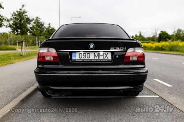 Black BMW 5 Series 2002 in Tallinn, with an engine capacity of 3.00 L and mileage of 340 thousand km for 3999 €, photo 6 on AUTOMOTO.COM.LV