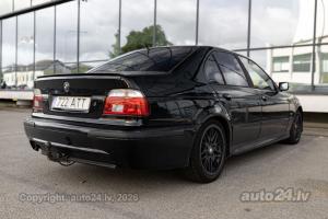 Melns BMW 5 Series 2002 Tallina, ar dzinēja tilpumu 2.50 L un nobraukumu 0 tūkst. km par 2499 €, foto 6 vietnē AUTOMOTO.COM.LV