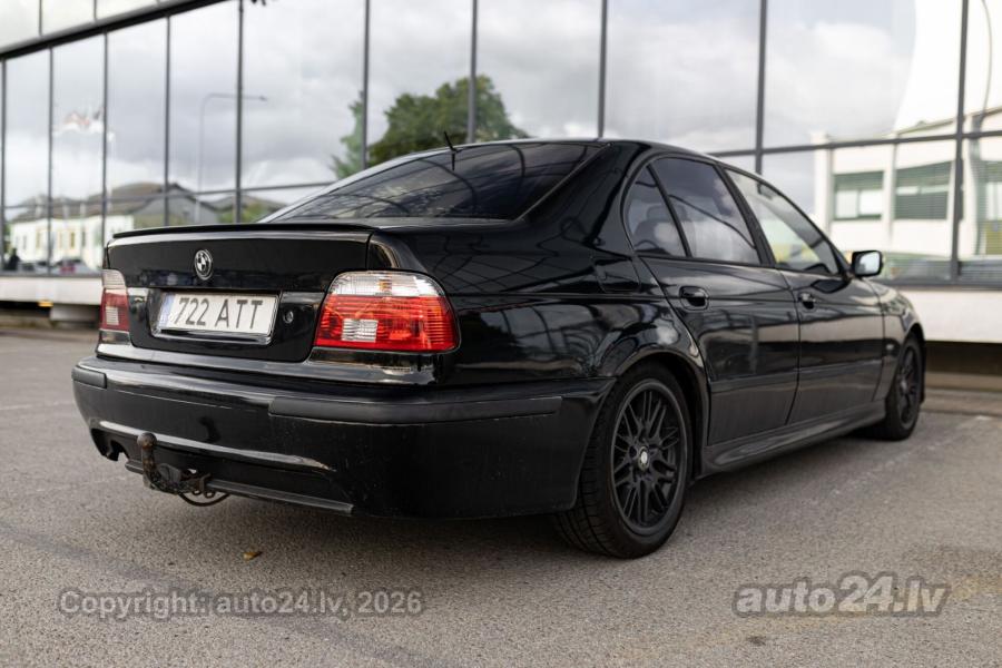 Melns BMW 5 Series 2002 Tallina, ar dzinēja tilpumu 2.50 L un nobraukumu 0 tūkst. km par 2499 €, foto 6 vietnē AUTOMOTO.COM.LV
