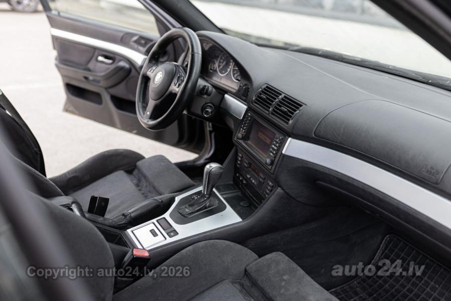 Melns BMW 5 Series 2002 Tallina, ar dzinēja tilpumu 2.50 L un nobraukumu 0 tūkst. km par 2499 €, foto 12 vietnē AUTOMOTO.COM.LV