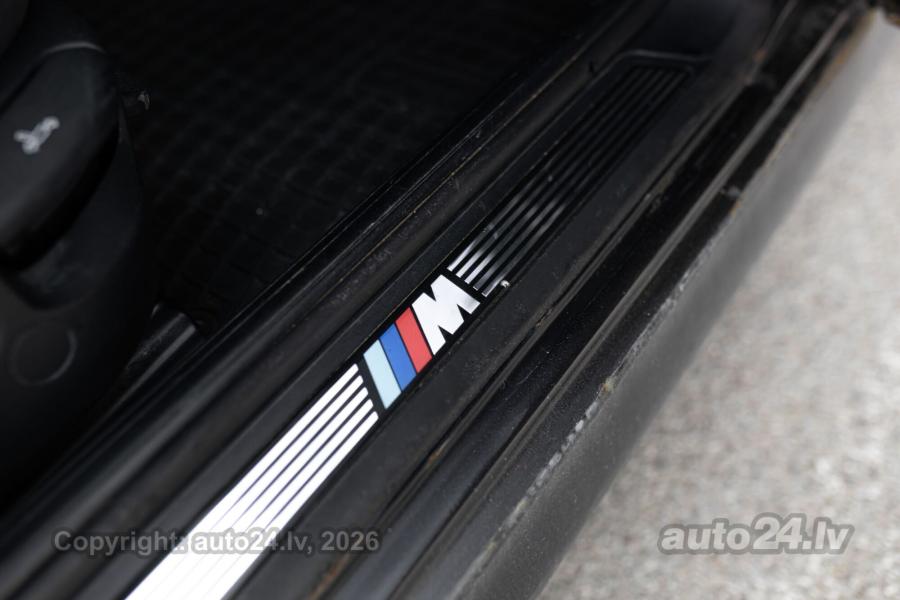 Melns BMW 5 Series 2002 Tallina, ar dzinēja tilpumu 2.50 L un nobraukumu 0 tūkst. km par 2499 €, foto 19 vietnē AUTOMOTO.COM.LV