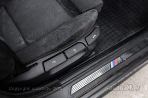 Melns BMW 5 Series 2002 Tallina, ar dzinēja tilpumu 2.50 L un nobraukumu 0 tūkst. km par 2499 €, foto 20 vietnē AUTOMOTO.COM.LV