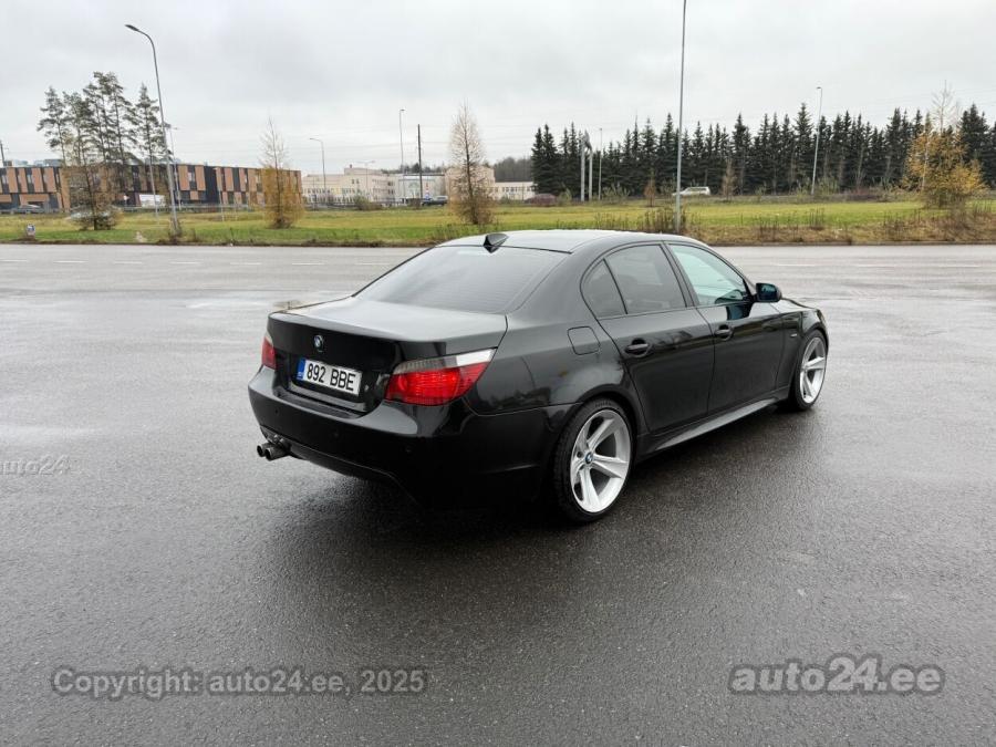 Black BMW 5 Series 2003 in Tartu, with an engine capacity of 3.00 L and mileage of 455 thousand km for 4800 €, photo 5 on AUTOMOTO.COM.LV