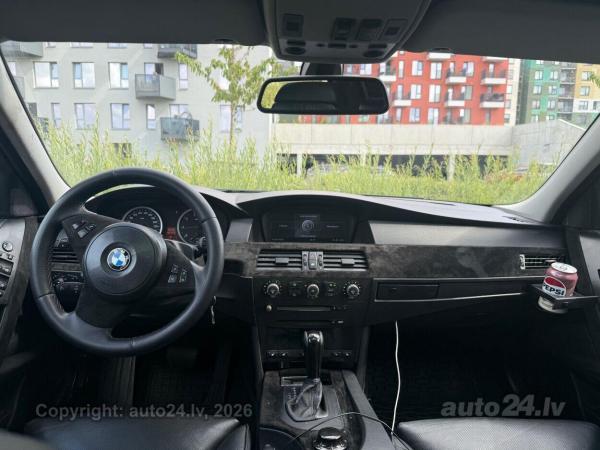 Black BMW 5 Series 2003 in Tallinn, with an engine capacity of 4.40 L and mileage of 0 thousand km for 5900 €, photo 7 on AUTOMOTO.COM.LV