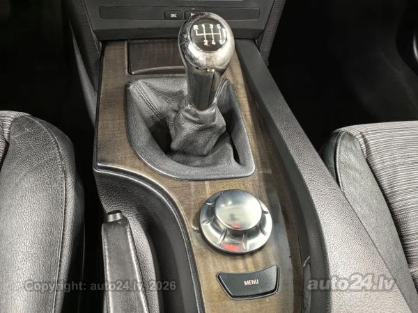 Melns BMW 5 Series 2003 Viljandi, ar dzinēja tilpumu 2.20 L un nobraukumu 260 tūkst. km par 4590 €, foto 11 vietnē AUTOMOTO.COM.LV