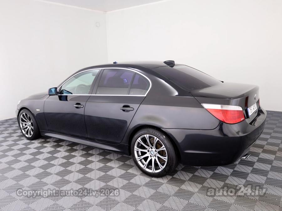 Black BMW 5 Series 2003 in Tallinn, with an engine capacity of 2.20 L and mileage of 379 thousand km for 2799 €, photo 5 on AUTOMOTO.COM.LV
