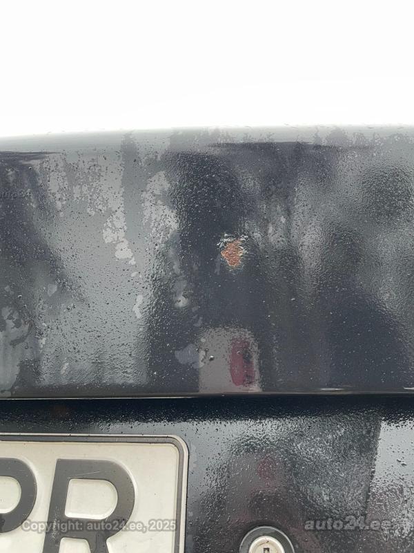 Melns BMW 5 Series 2004 Tallina, ar dzinēja tilpumu 2.50 L un nobraukumu 340 tūkst. km par 3400 €, foto 11 vietnē AUTOMOTO.COM.LV