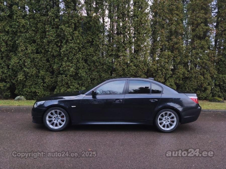 Black BMW 5 Series 2004 in Tartu, with an engine capacity of 3.00 L and mileage of 0 thousand km for 4700 €, photo 5 on AUTOMOTO.COM.LV