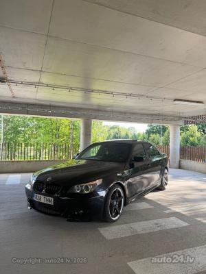 Melns BMW 5 Series 2004 Tallina, ar dzinēja tilpumu 3.00 L un nobraukumu 430 tūkst. km par 5399 €, foto  vietnē AUTOMOTO.COM.LV